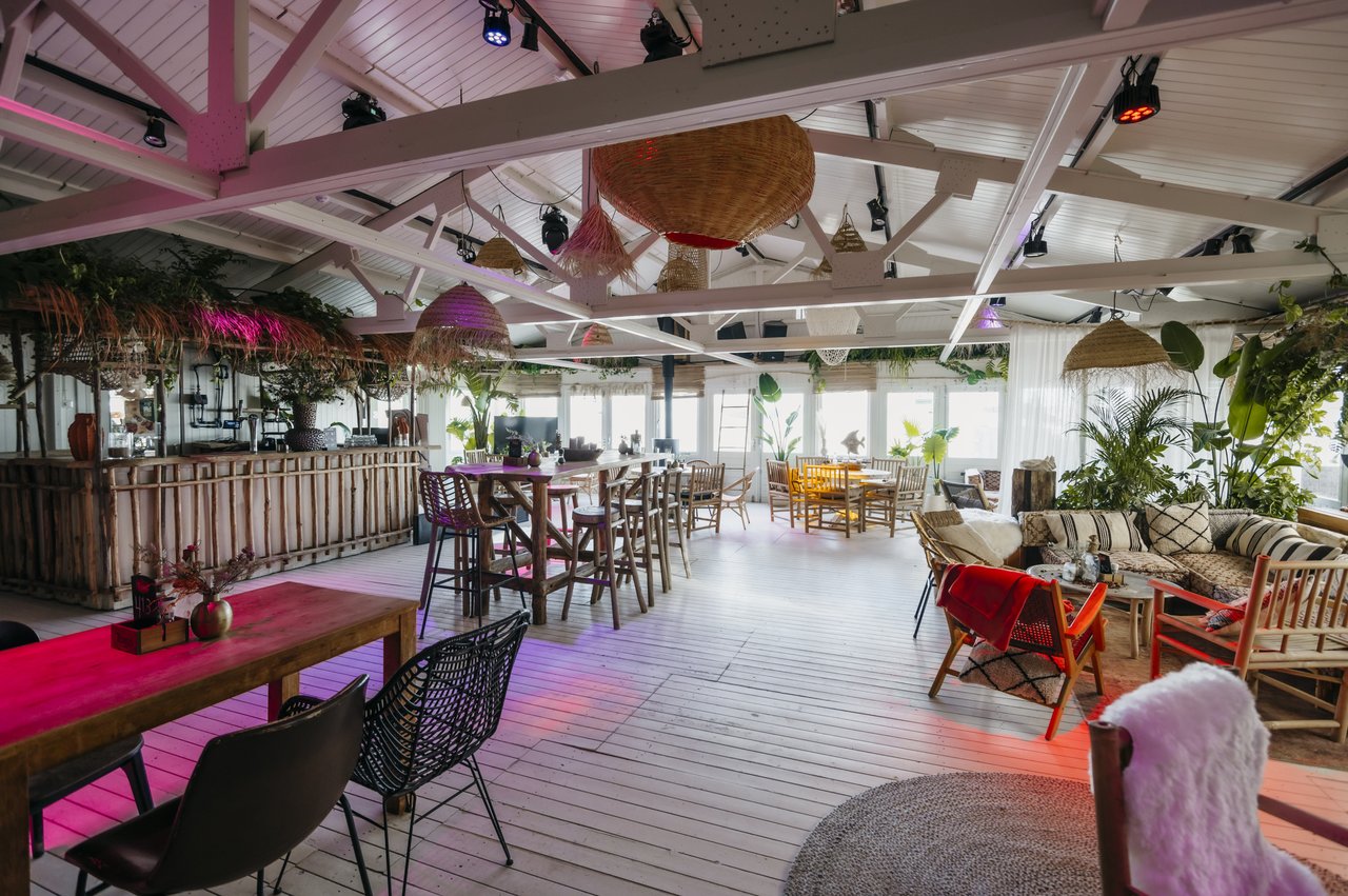 Clubs und Diskotheken in Bergen (NH)